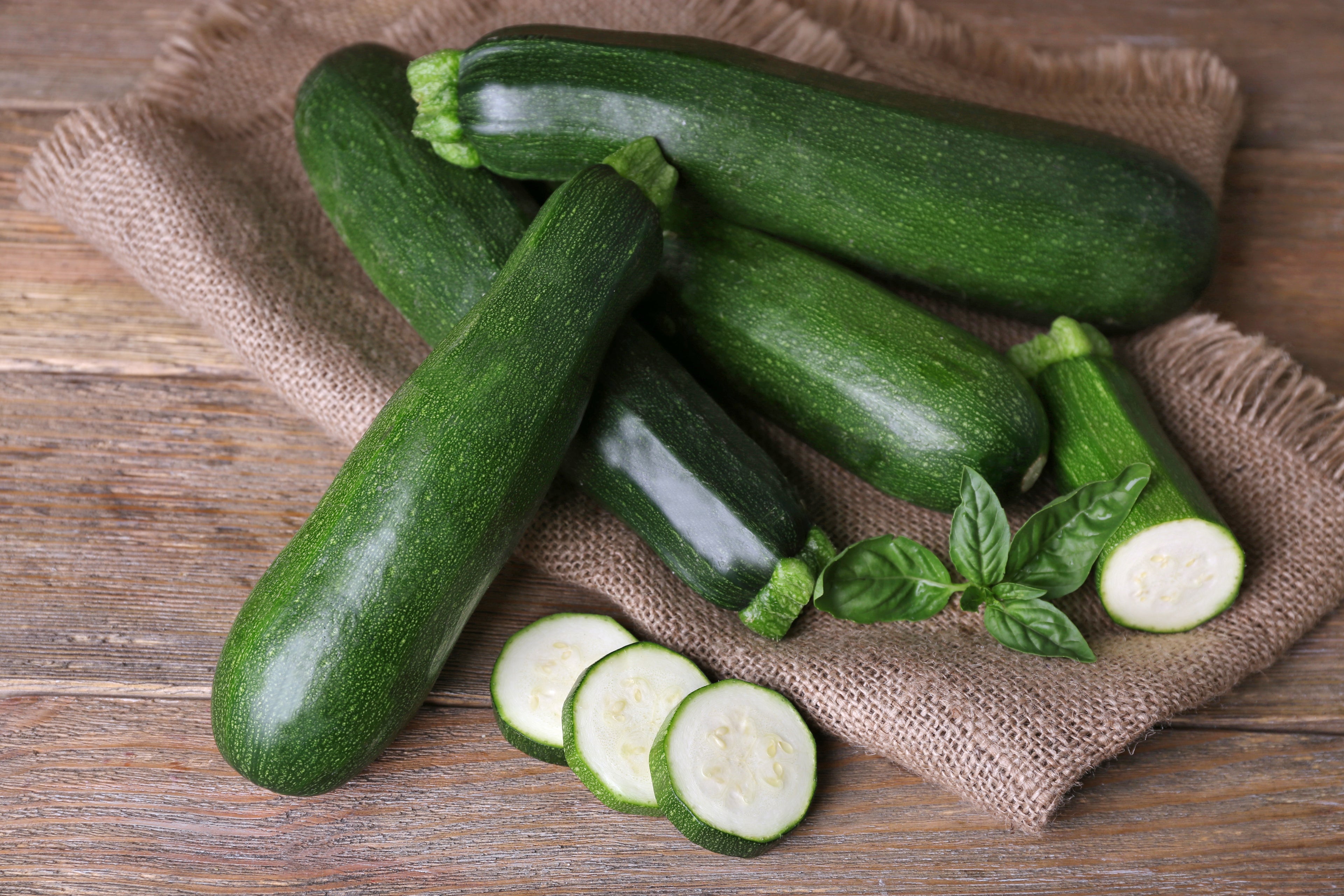 Squash, Zucchini Black Beauty Seed Packets | Bentley Seeds